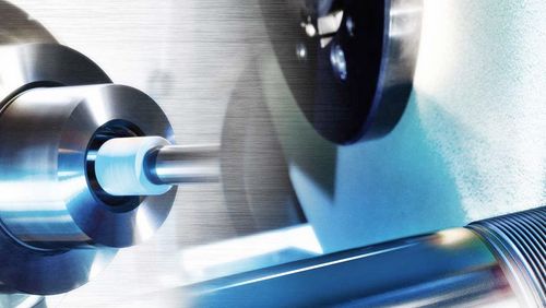 Keep a clear perspective during cylindrical grinding | UNITED GRINDING