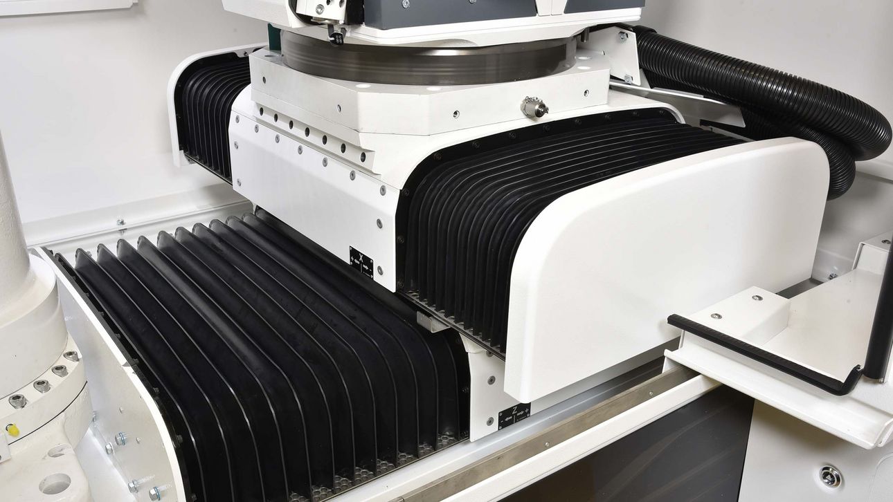 S141 Radius | UNITED GRINDING